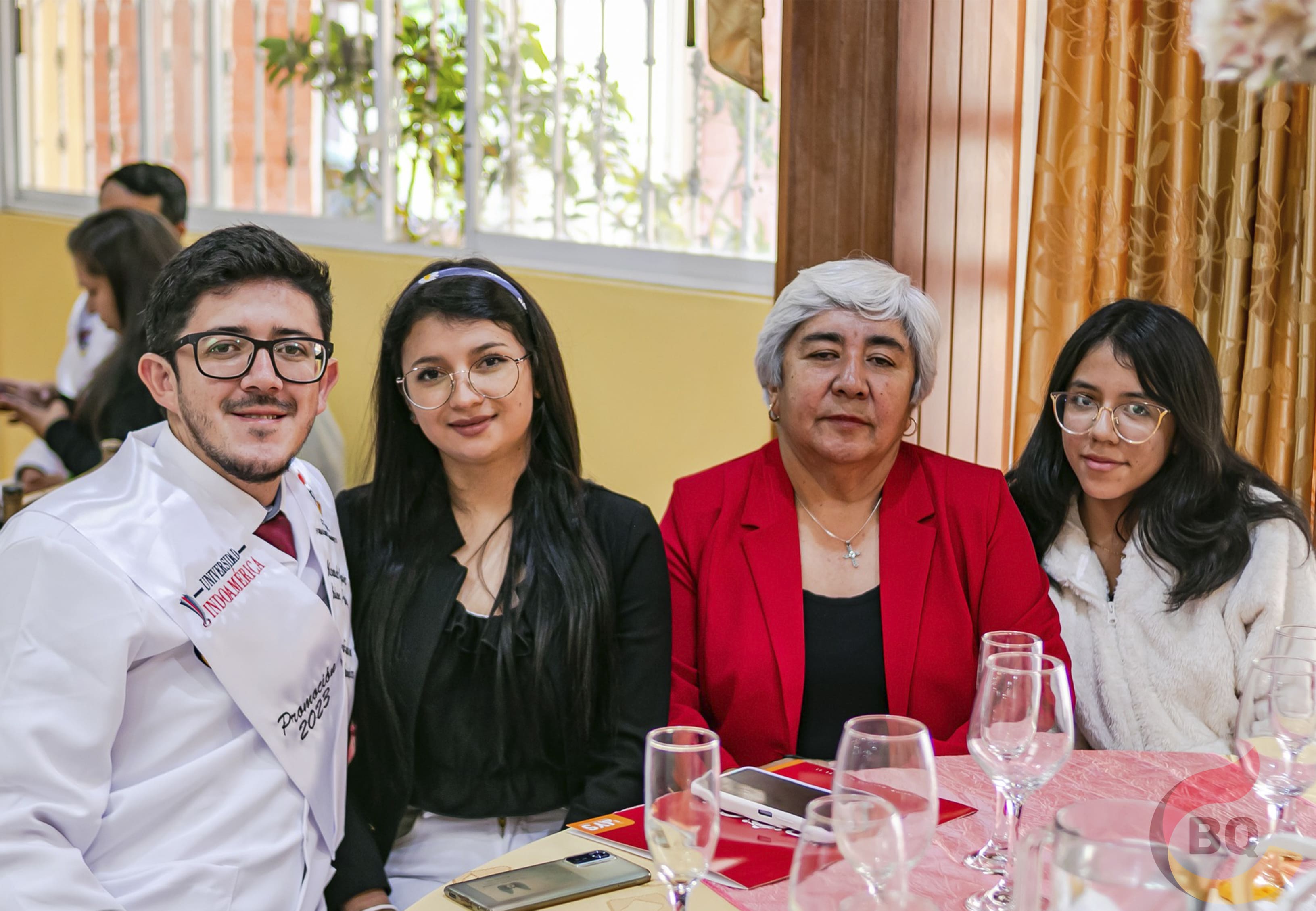 BQC CAPACITADORA GRDUACIONES